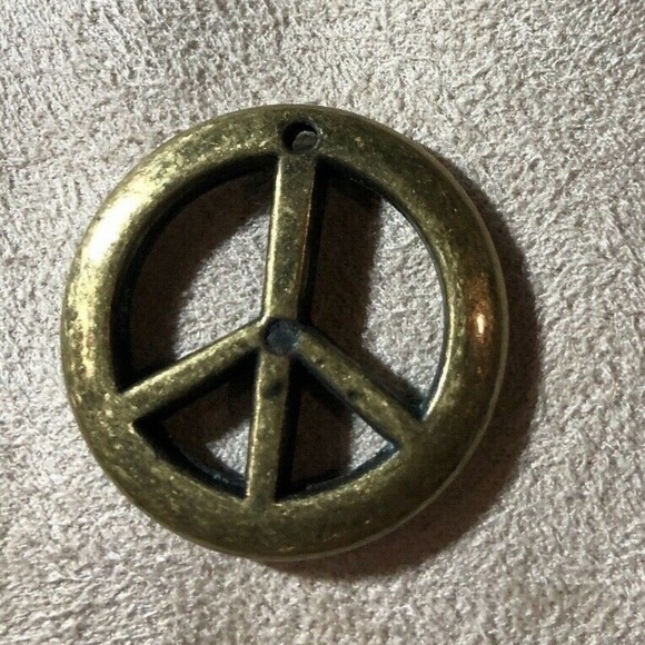 Other | Peace Sign Medallion 1 Goldtone | Poshmark